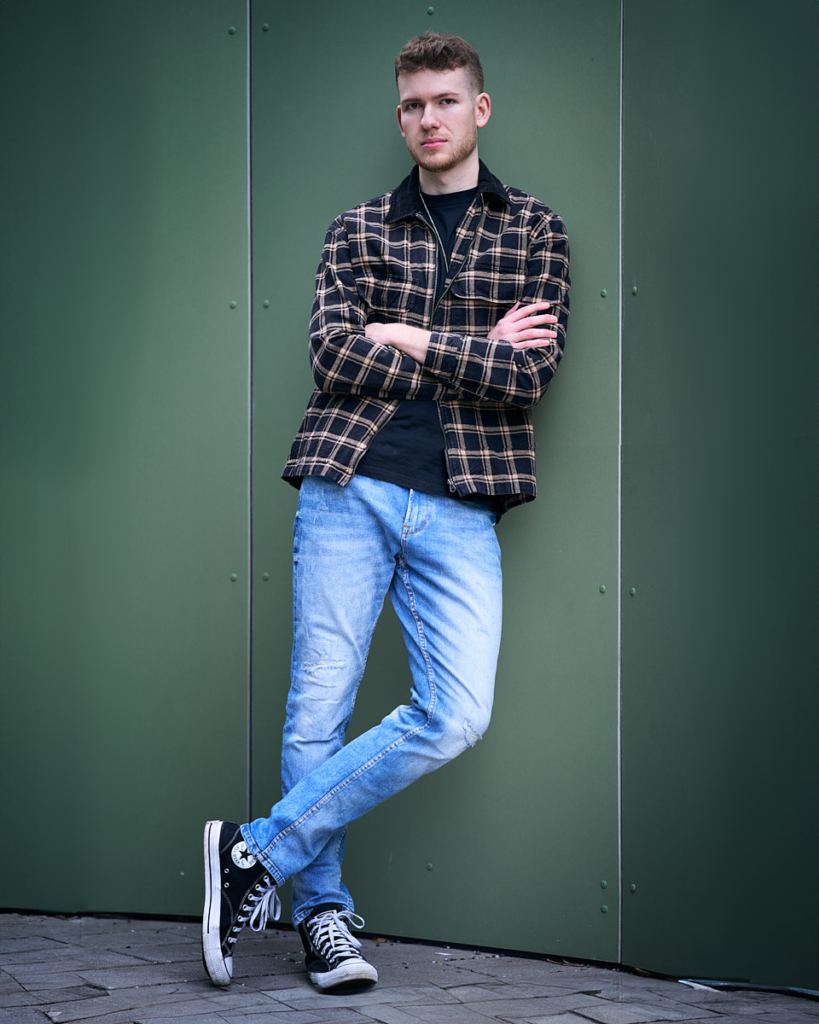 Tinder-Bilder 2025: So bekommst du die meisten Matches